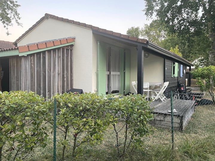 Joli Chalet 4 Personnes à Proximité Du Lac - Hourtin