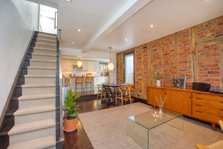 Sunny, Stylish & Modern House - Lakeshore