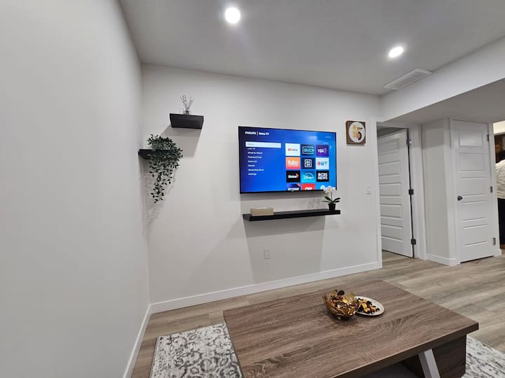 Parkside Basement Suite - Edmonton