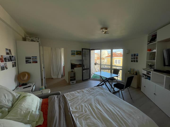 Studio Lumineux Avec 2 Balcons, Proche Paris, 32m2 - Vincennes