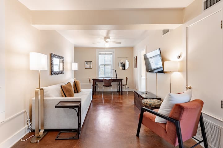 Tiny Tasteful 3 - Austin, TX