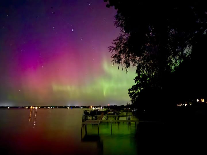 Passion Place, Warm & Modern 3-bedroom - Oshkosh, WI