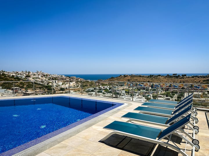 Oceanview, Infinity Pool, 5min Beach, 3 Bedroom - Albufeira