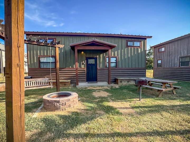 Tiny Home 04: The Boho - Pottsboro, TX