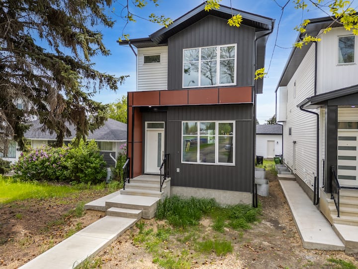Brand New Stylish & Bright | 10 Min From Wem - Alberta