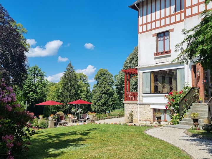 Une Villa Style Belle éPoque. - Bagnoles de l'Orne