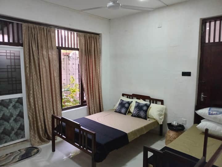 2 Bedroom House In Colombo 9 - Ground Floor - Colombo