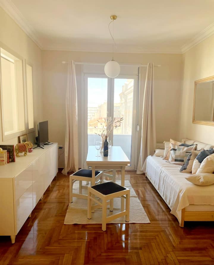 Beautiful 2 Bedrooms Apartment - Athen