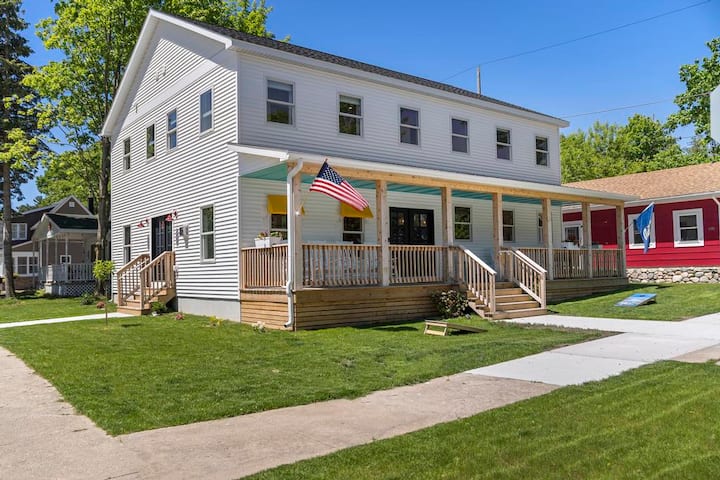 The Store House Charlevoix, Mi - New Construction! - Charlevoix, MI