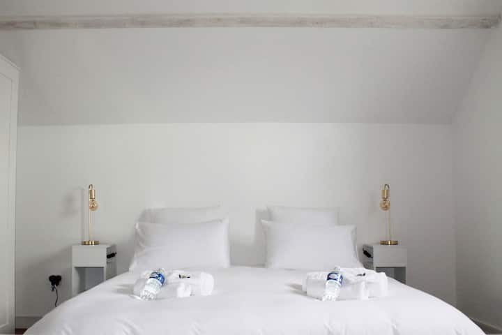 L'équinoxe - Zapart'hôtel - Parking Privé - Malesherbes