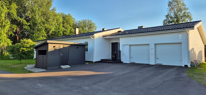 Lungt Boende Nära Stan & Nolia - Piteå
