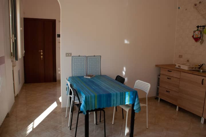Una Casa Accogliente Per Il Tuo Soggiorno - Barletta