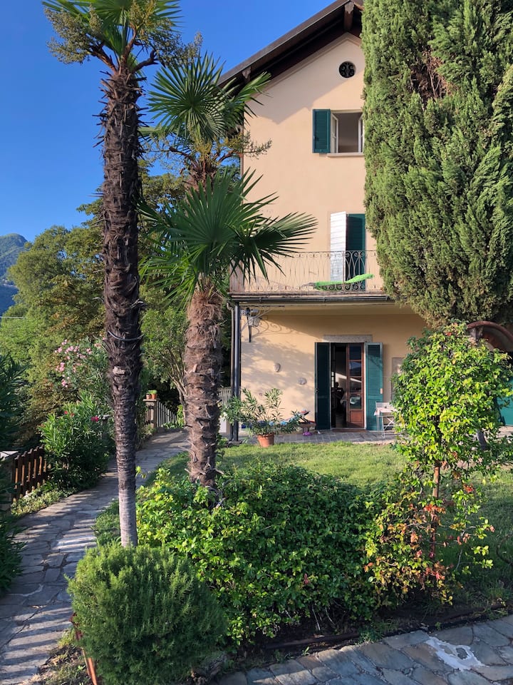 Magnifica Villa Di Fine '800 - Como