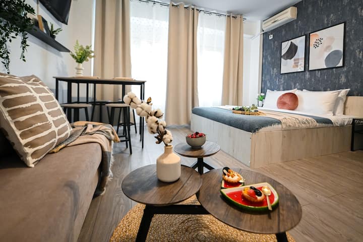 City Escape: Studio In The Heart Of The Old Town - Bucarest
