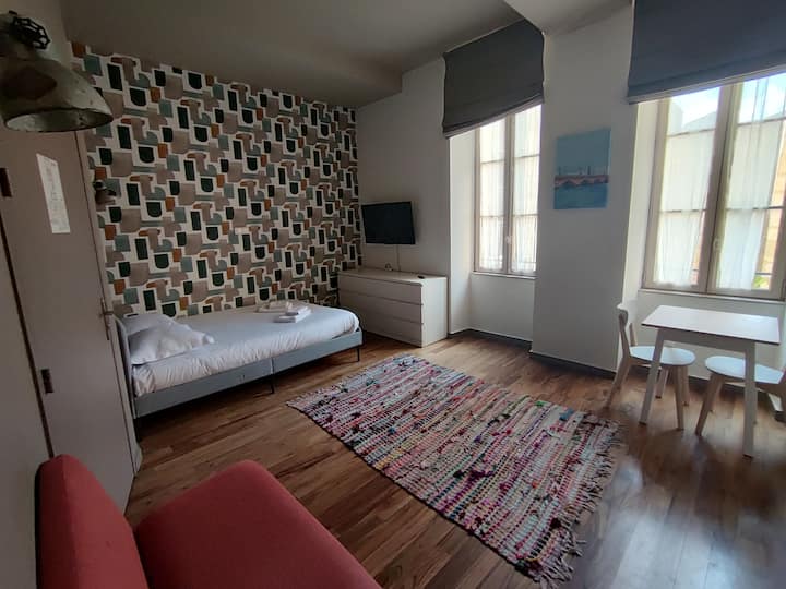 Appartement 1er éTage Sur Cour Aux Chartrons - Bordeaux