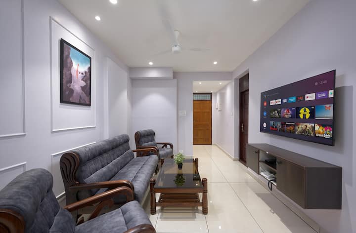 Modern 3bhk In Heart Of Cochin By Reach Homes - Kochi