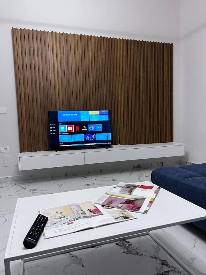 1-bedroom Apartment With View - Lushnjë