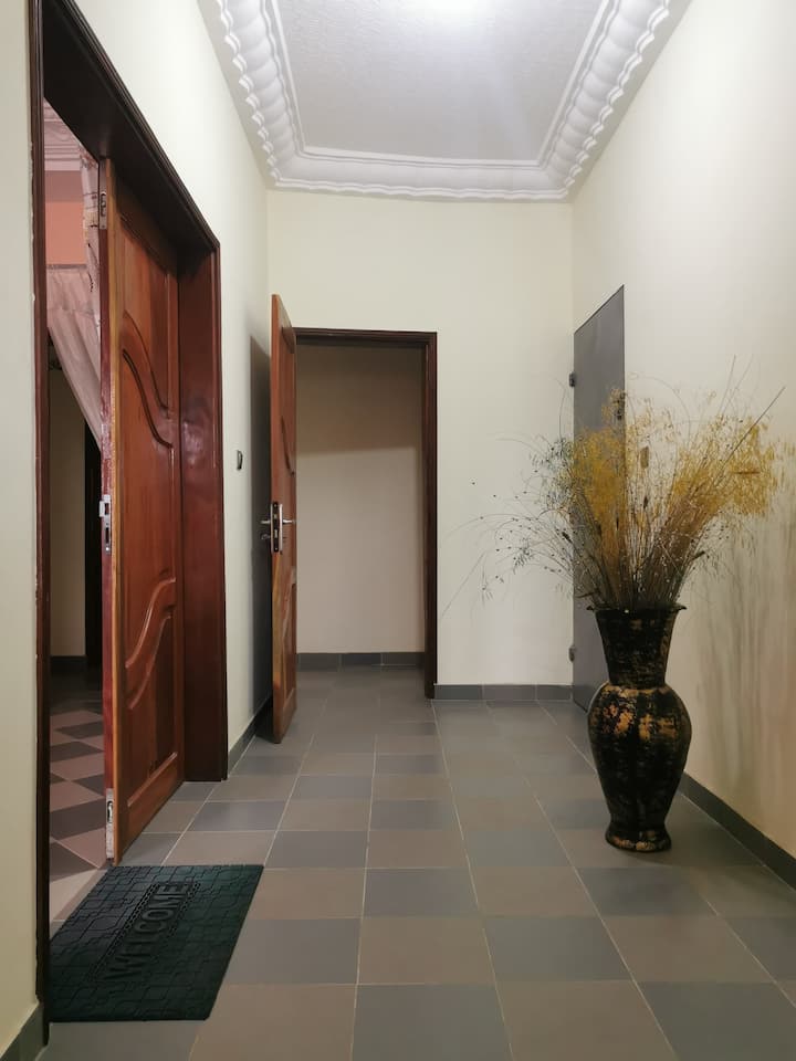 Appartement Avec Suite Parentale Climatisée, Agla - Cotonou