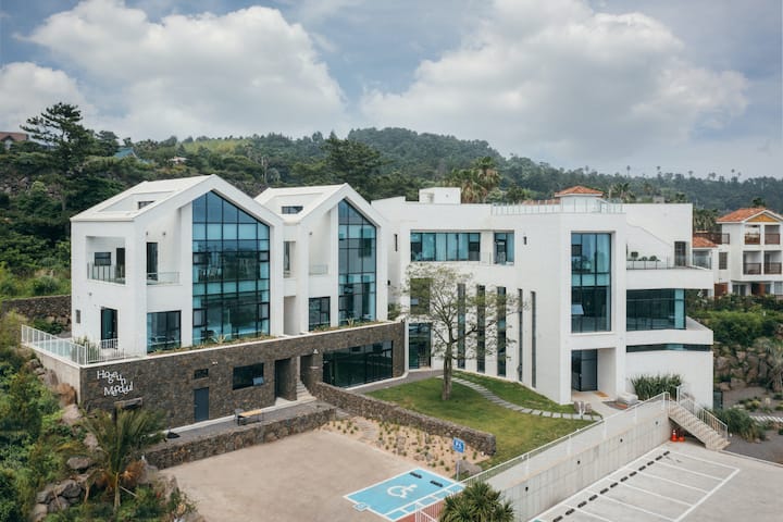 3 Villas Entières, Vue Mer, Spa, Bbq, 18 Pers. - South Korea