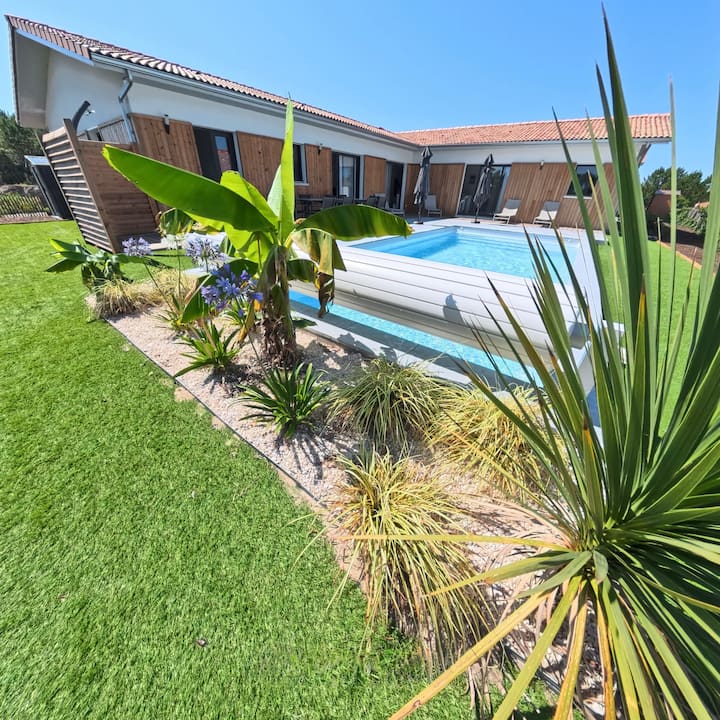 Villa Chrisaline 4*, 200 M Commerces, Centre Ville - Messanges