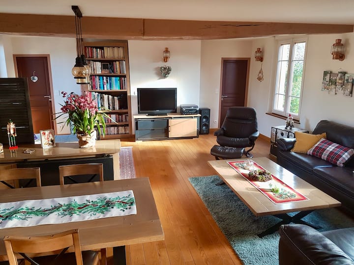 Logement De Plus De 100m2 à Deux Pas Du Bouchon - Troyes