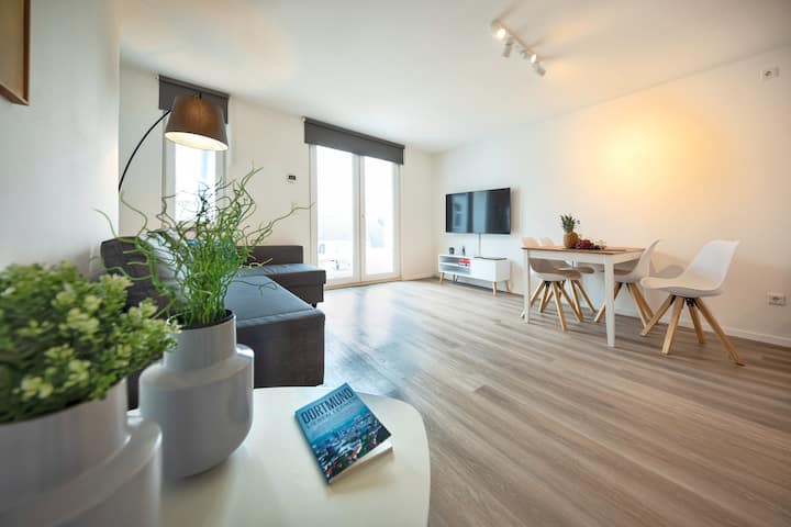 Jay-bnb - Apartment Direkt Am Hafen Mit Balkon - Dortmund