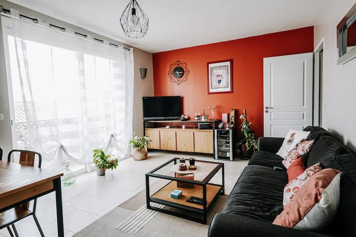 T3 Cosy Et Lumineux à 2 Pas Du Centre ! - Nîmes