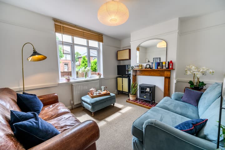 Charming 3-bed Home, Walk To Town & Attractions - Shrewsbury