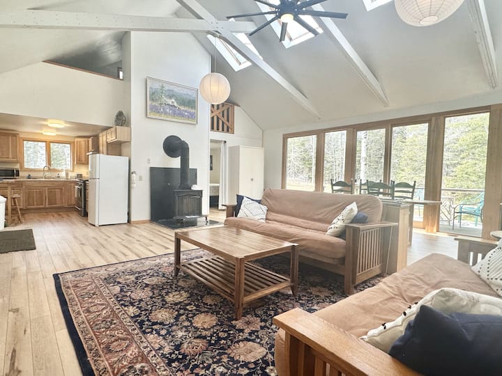 1 Br Home In Quiet Wooded Area In Bh! [Art Studio] - Maine