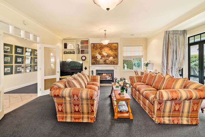 The Springs Luxury Holiday Home - Rotorua