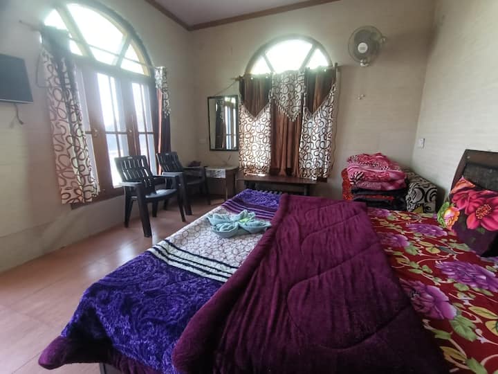 Snow Valley - Deluxe Room With Himalyan View - Chakrata