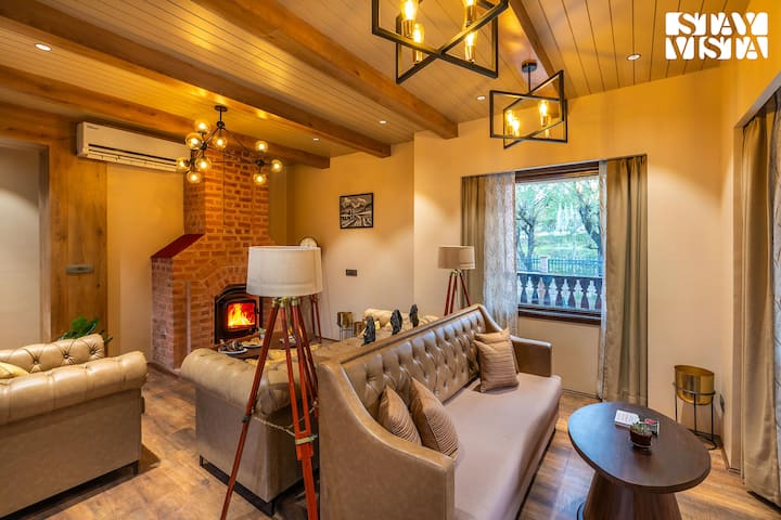 4br Riverside Chalet W/lawn & Bonfire In Tangmarg - Gulmarg