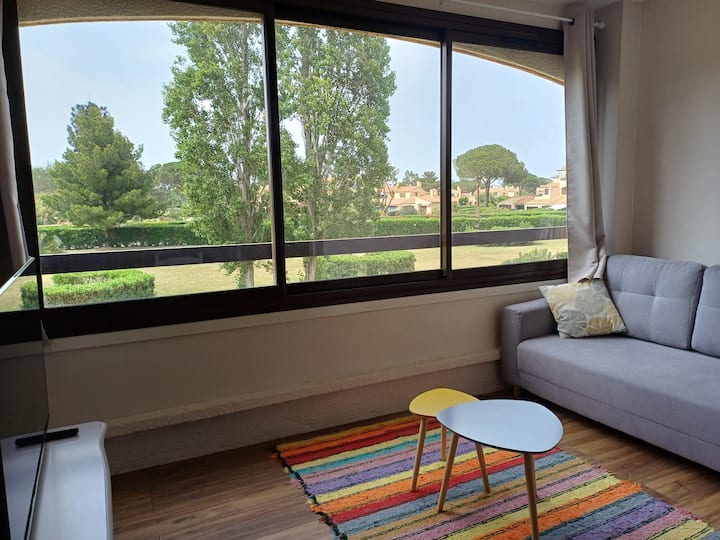 La Catalane Golf
Joli Appartement 
Vue 
Sur Golf - Saint-Cyprien