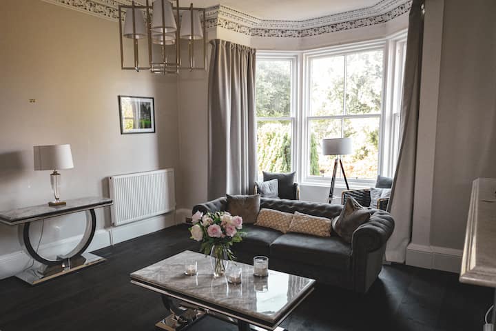 4 Bedroom Kings Park, Stirling, Free Parking - Stirling