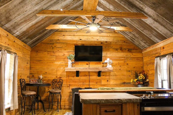 New Livingston Junction Conductors Log Cabin - Eureka Springs, AR