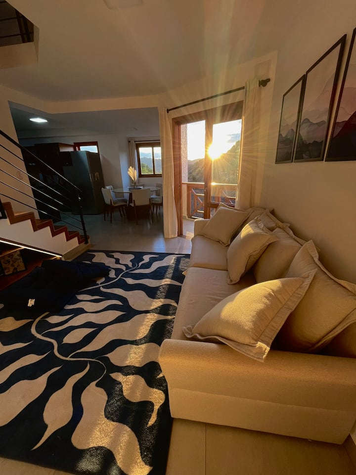 Cobertura Duplex Vista Incrível, Piscina Aquecida - Santo Antônio do Pinhal