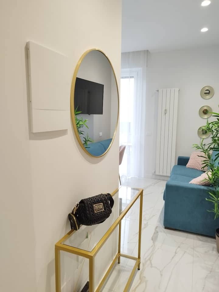 Luxury Suite Downtown, 2 Camere, 2 Bagni, Balcone - Florence
