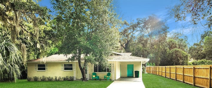 Manatee Haven Inn Springs & Boat Ramp Nearby - Crystal River, FL