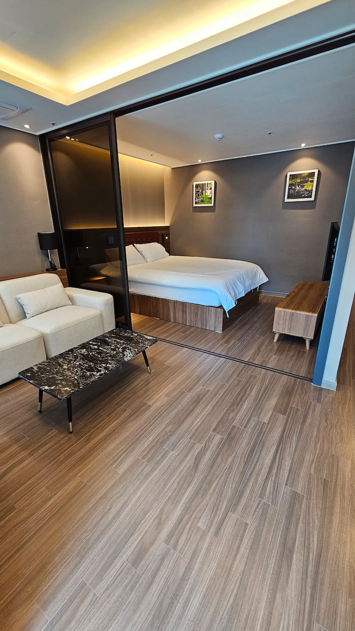 해운대 엘본 스테이 6 #해운대역3분 #해수욕장3분 #해리단길5분 #신축 #Haeundae - Busan