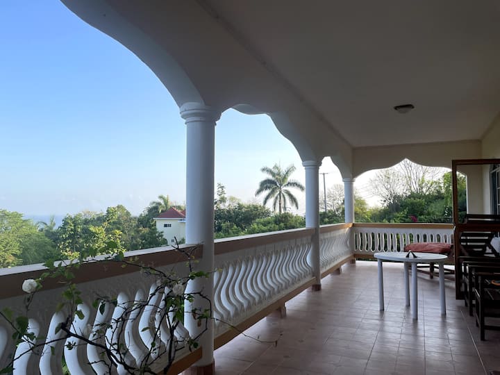 2 Bed Apartment In Montego Bay - Montego Bay