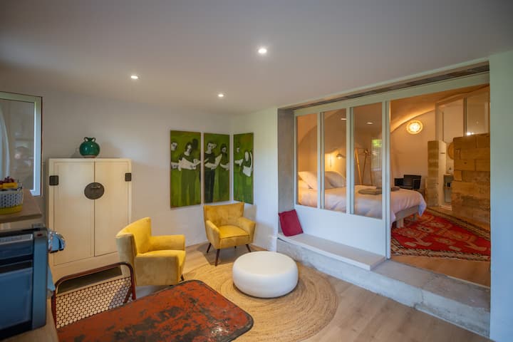 Nouveau ! Près D'avignon Studio De Charme Avec Vue - Villeneuve-lès-Avignon