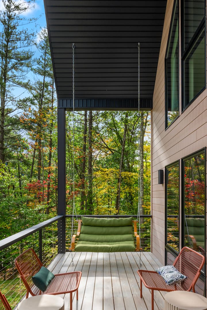 Scandi Retreat • Indoor Pools • Views • Fireplace - Campton, NH