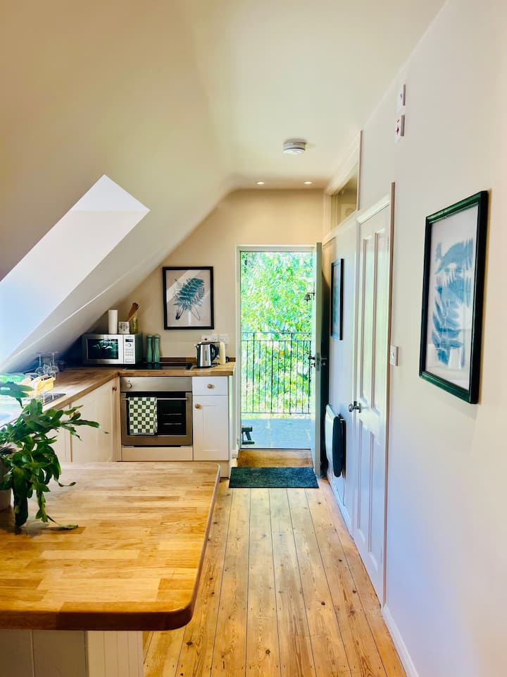 Open Plan One Bedroom Annexe - Bibury