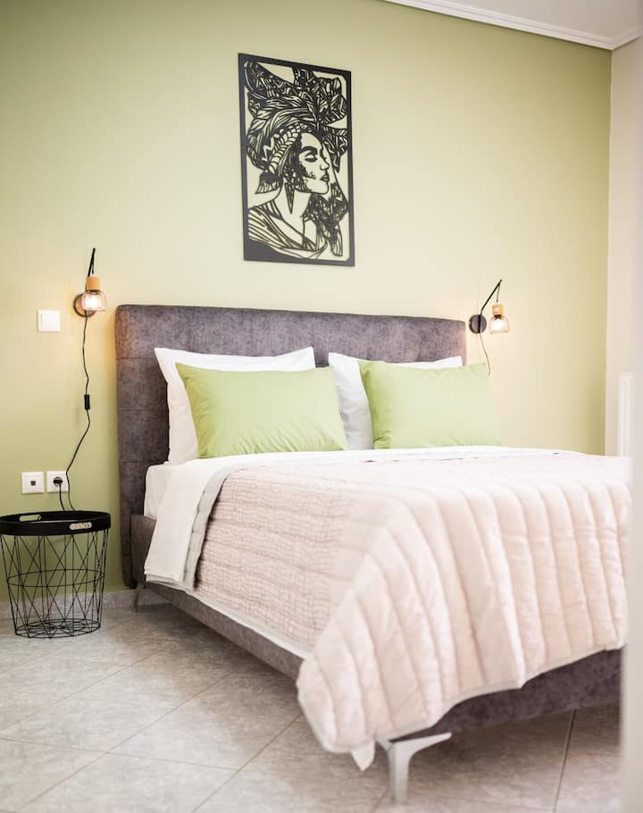 Olive Tree Guesthouse - Athens