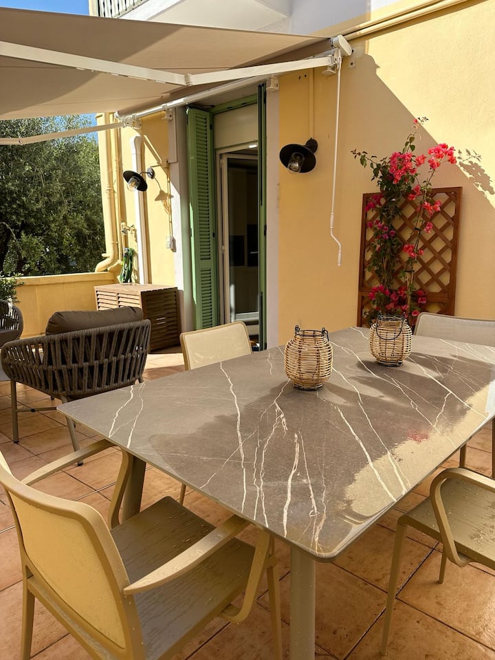 Magnifique Appartement Chaleureux Proche De La Mer - Menton