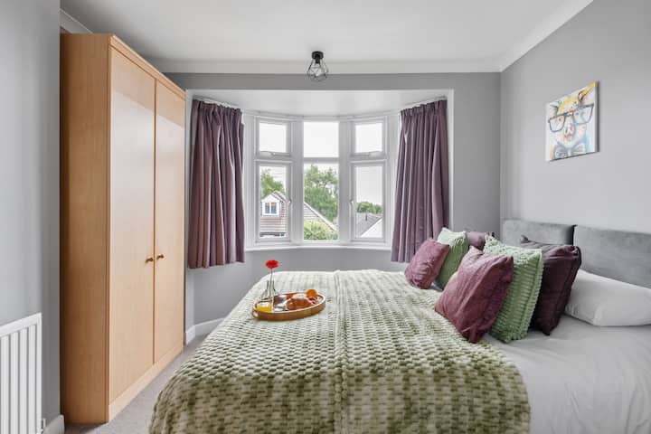 Spacious Comfy Pad - Family & Contractor - 6 Beds - Stowmarket