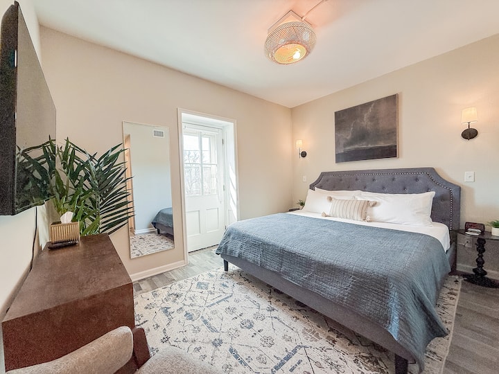 Hotel Lanesboro - Room 5 - Lanesboro, MN