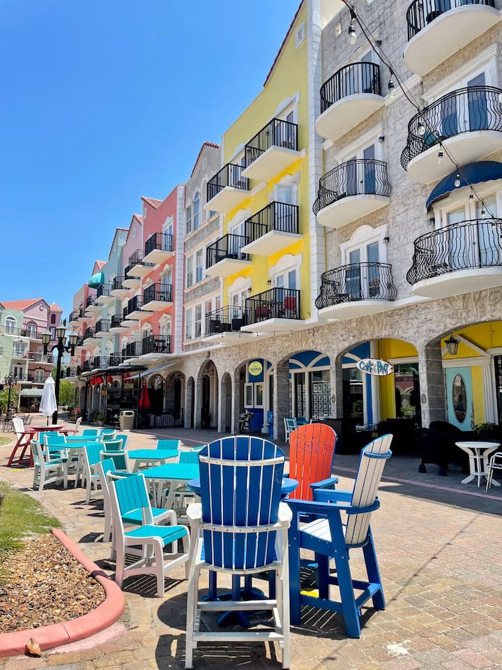 Top Floor - Corner - Washer/dryer - Sleeps 4 - Palm Coast, FL