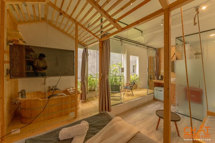 Green Balcony|wooden Bathtub| Free Laundry - Hanoï