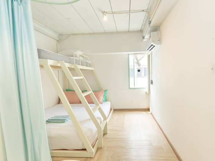 Loft Green Bangkok Couple Or Friends Room (Max 3) - Bangkok